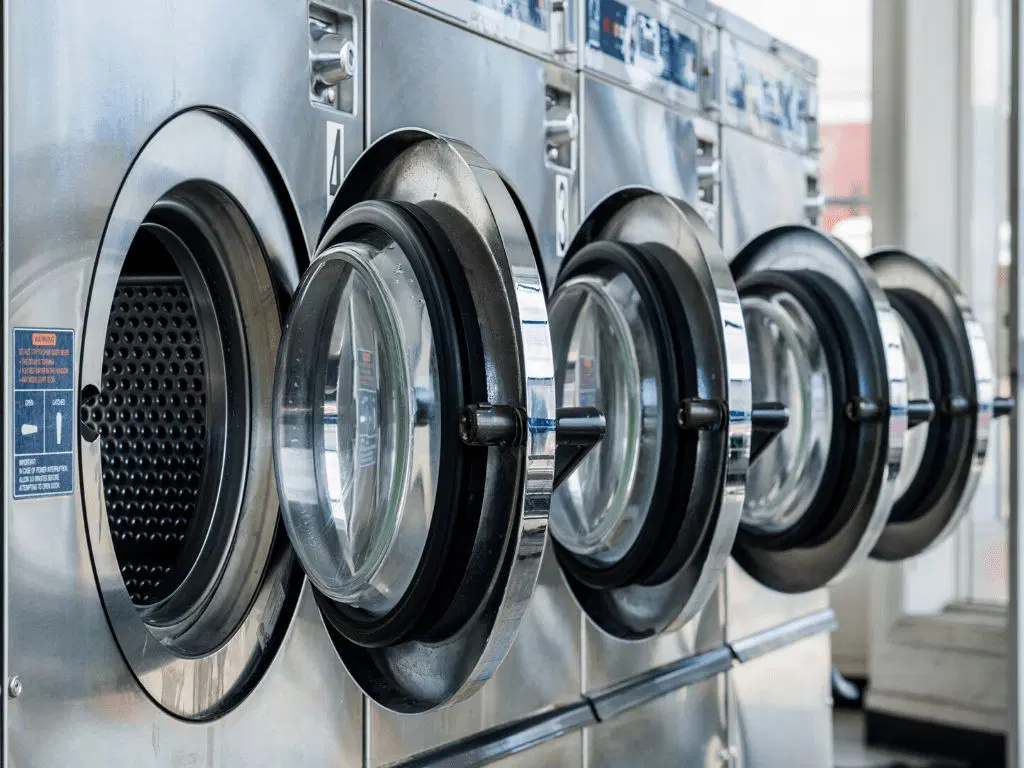 The Evolution of Laundry: From Old Techniques to Modern Innovations